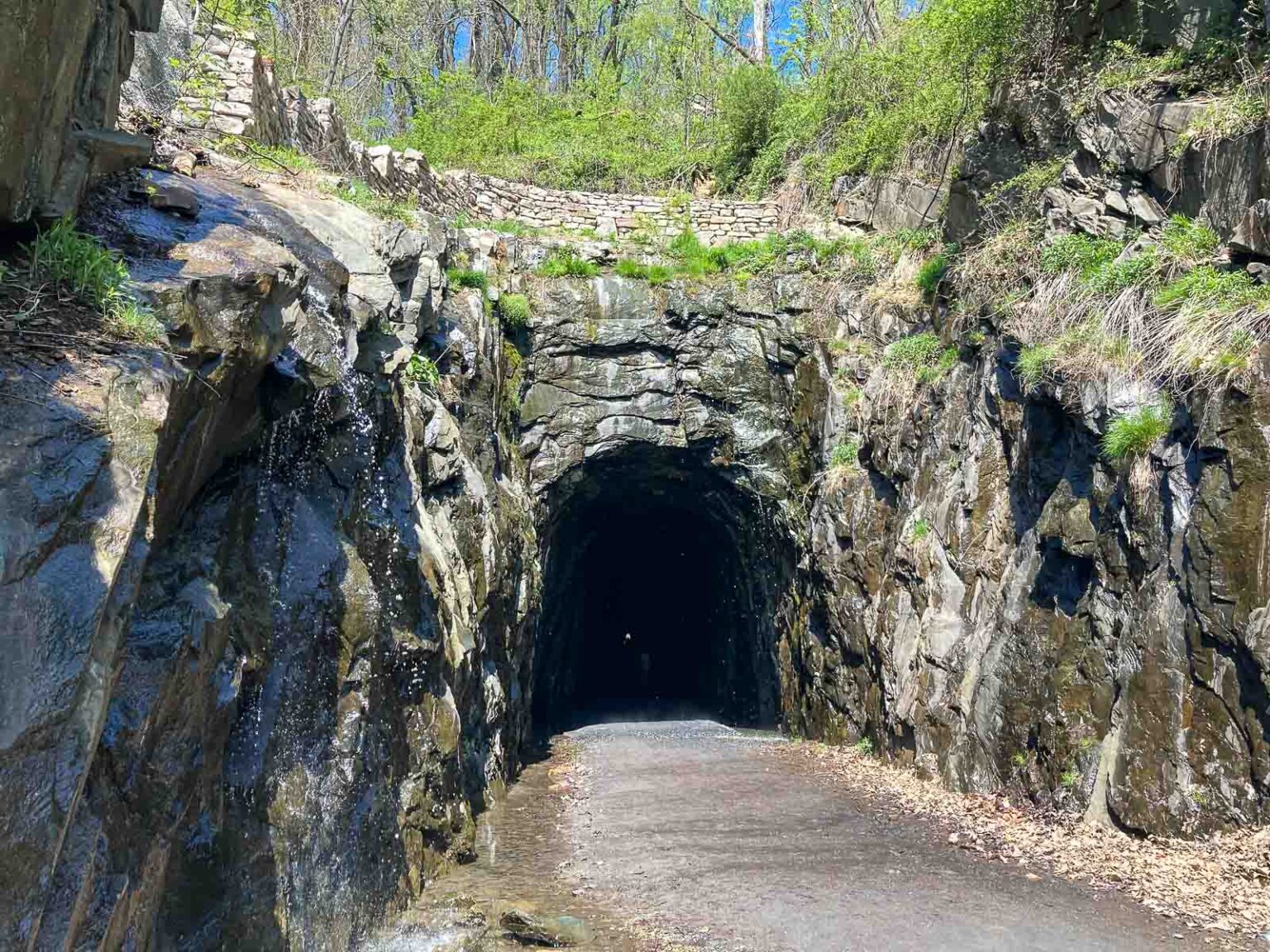 Blue Ridge Tunnel: The Amazing Experience you need to have