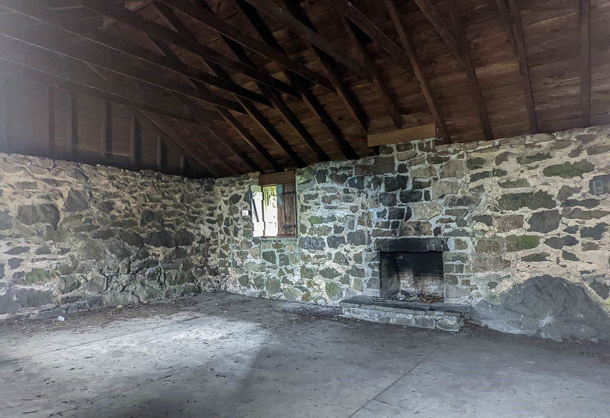 Sharp Top: An Iconic Hike to Epic 360 Degree Views