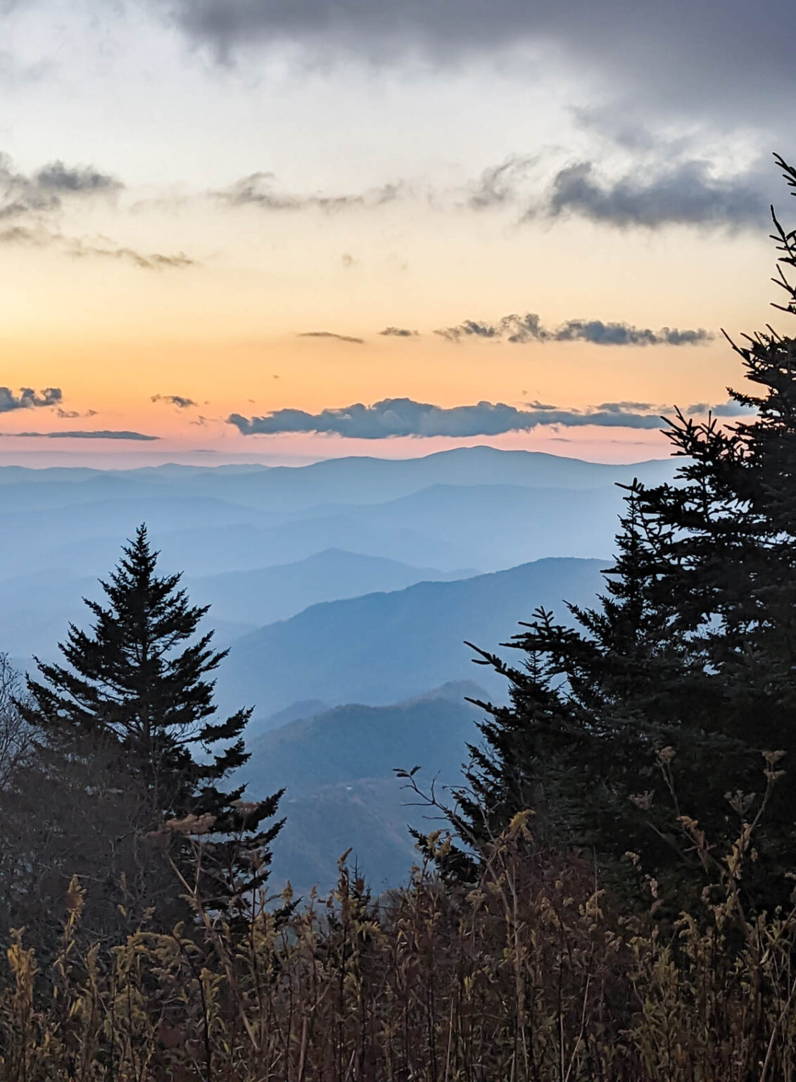 14 Best Blue Ridge Parkway Overlooks for Beautiful Sunsets