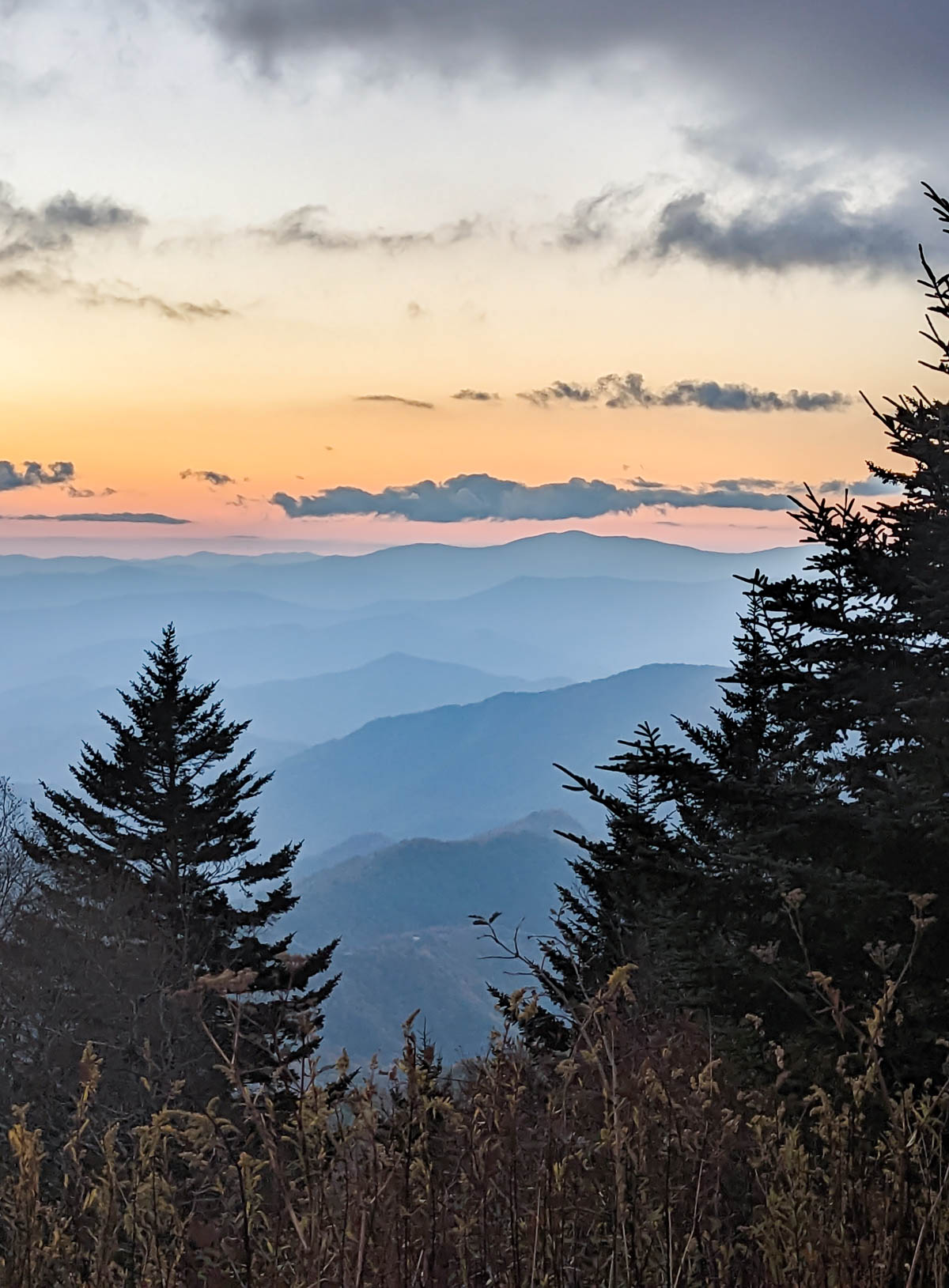 14 Best Blue Ridge Parkway Overlooks for Beautiful Sunsets