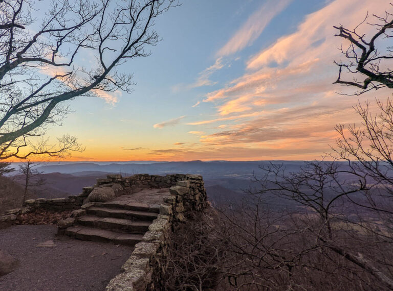14 Best Blue Ridge Parkway Overlooks for Beautiful Sunsets