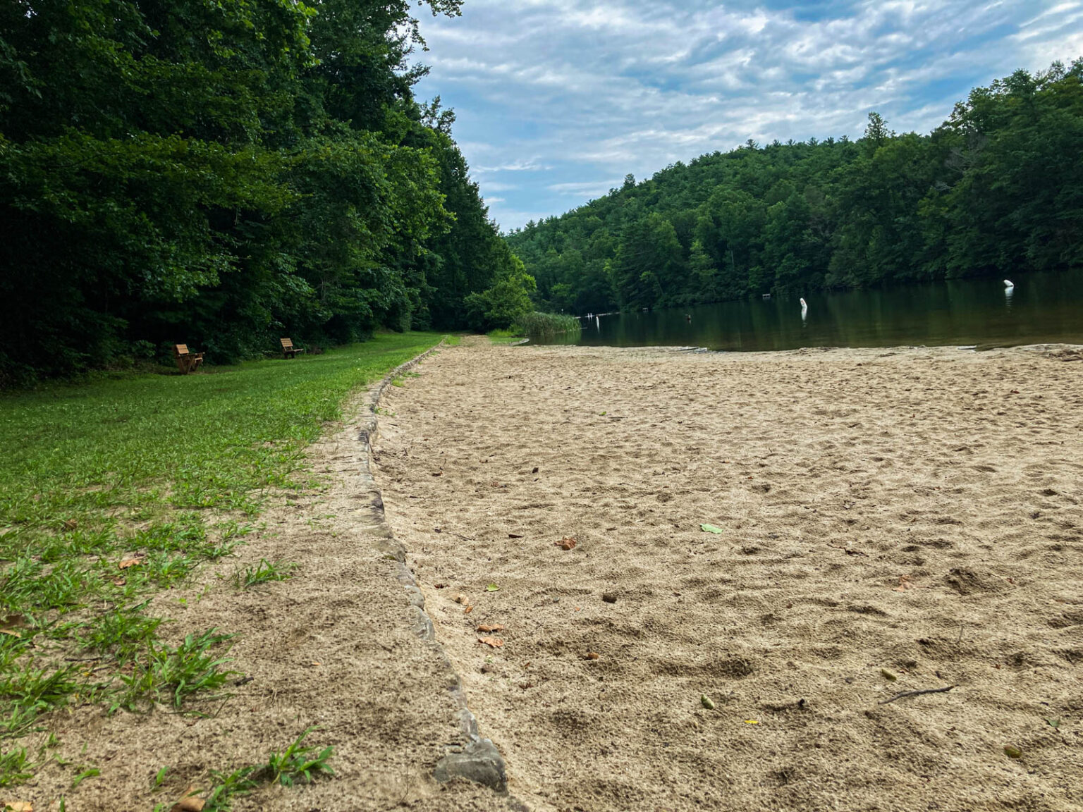 5 tips for an amazing visit at Cave Mountain Lake