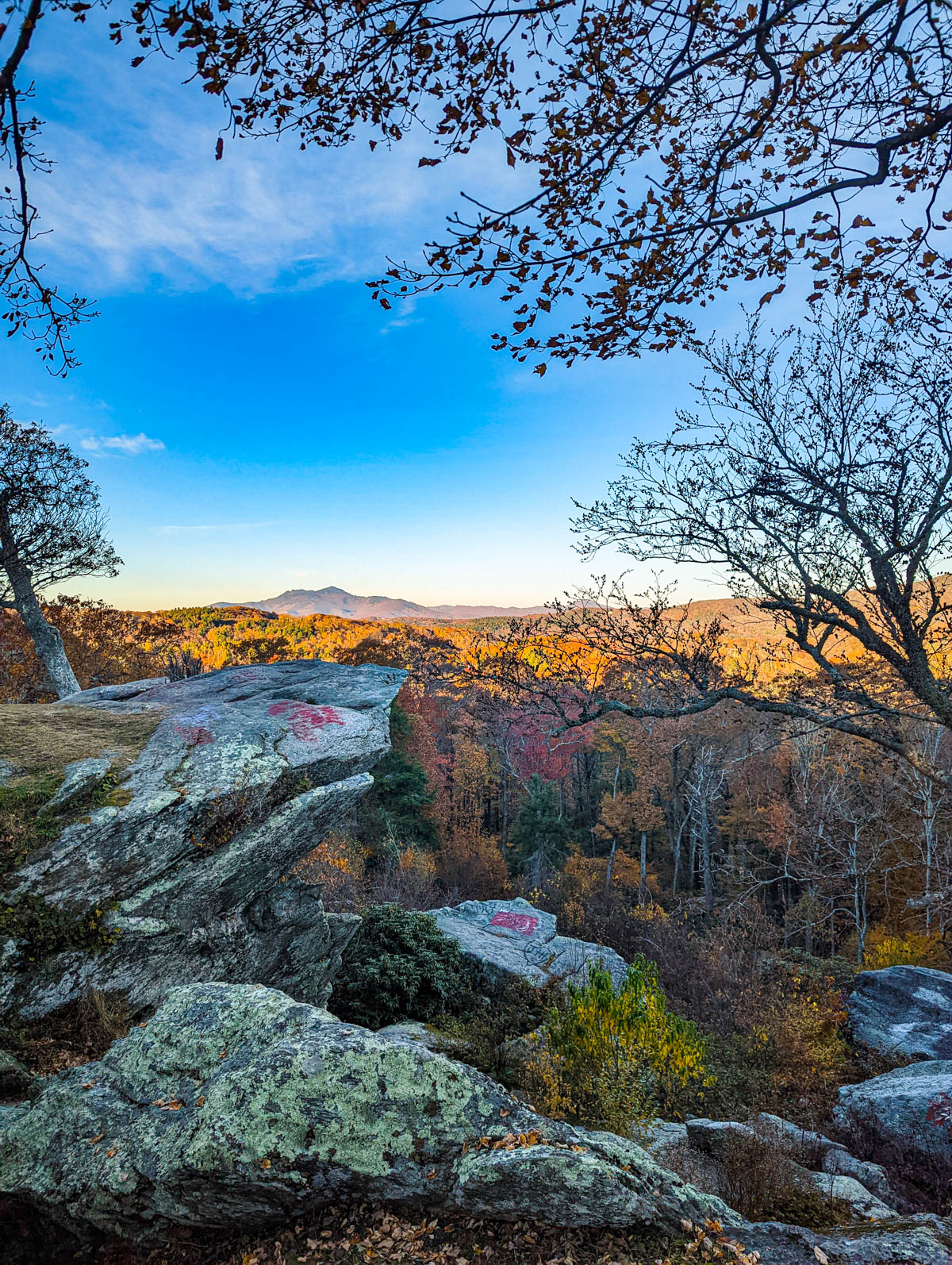Raven Rocks Overlook: Amazing for Sunset and Fall Colors