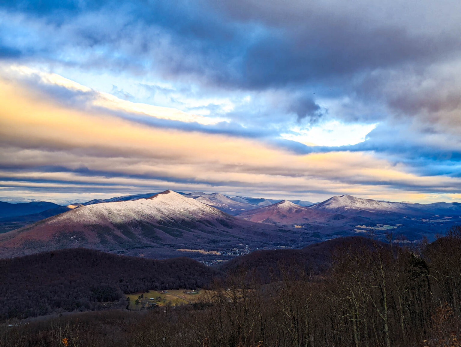 30 of the most beautiful overlooks on the Blue Ridge Parkway